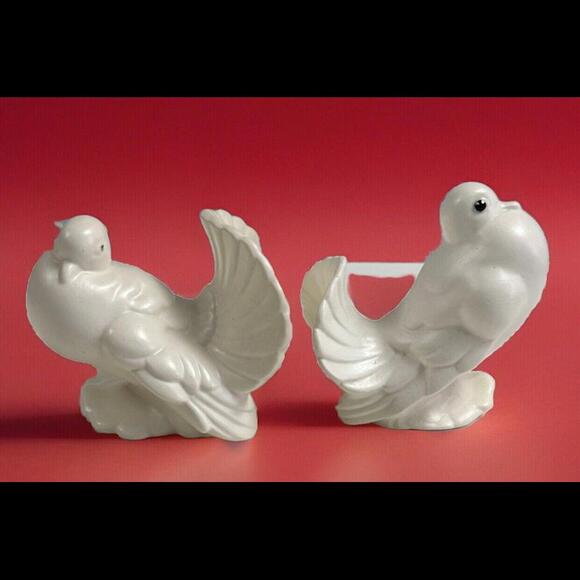Other | Vintage Pair Of White Fantailed Glazed Ceramic Dove Figurines ...
